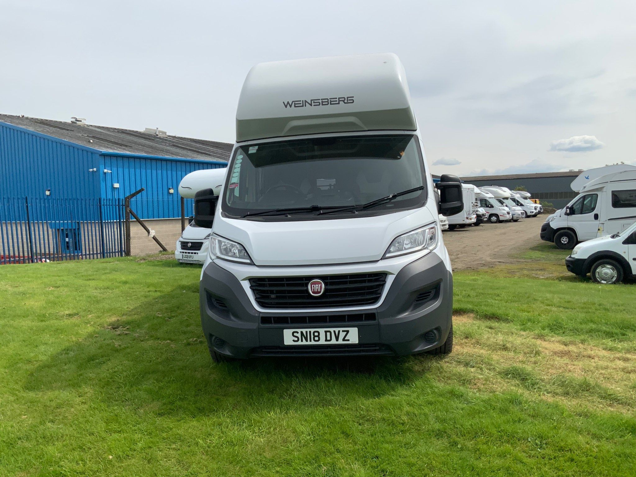 Weinsberg CaraBus, 4 Berth, (2018) Used Motorhome for sale | CS331B972