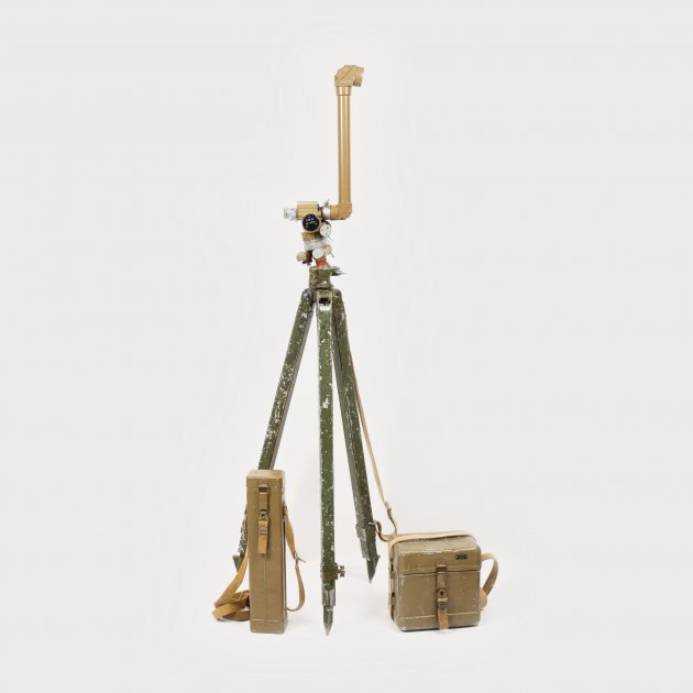 Periscop militar, cu trepied şi cutii pentru transport pe front, anii ...