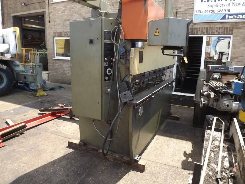 USED Safan Press Brake - CNC Hyd. Downstroking | TPH Machine Tools