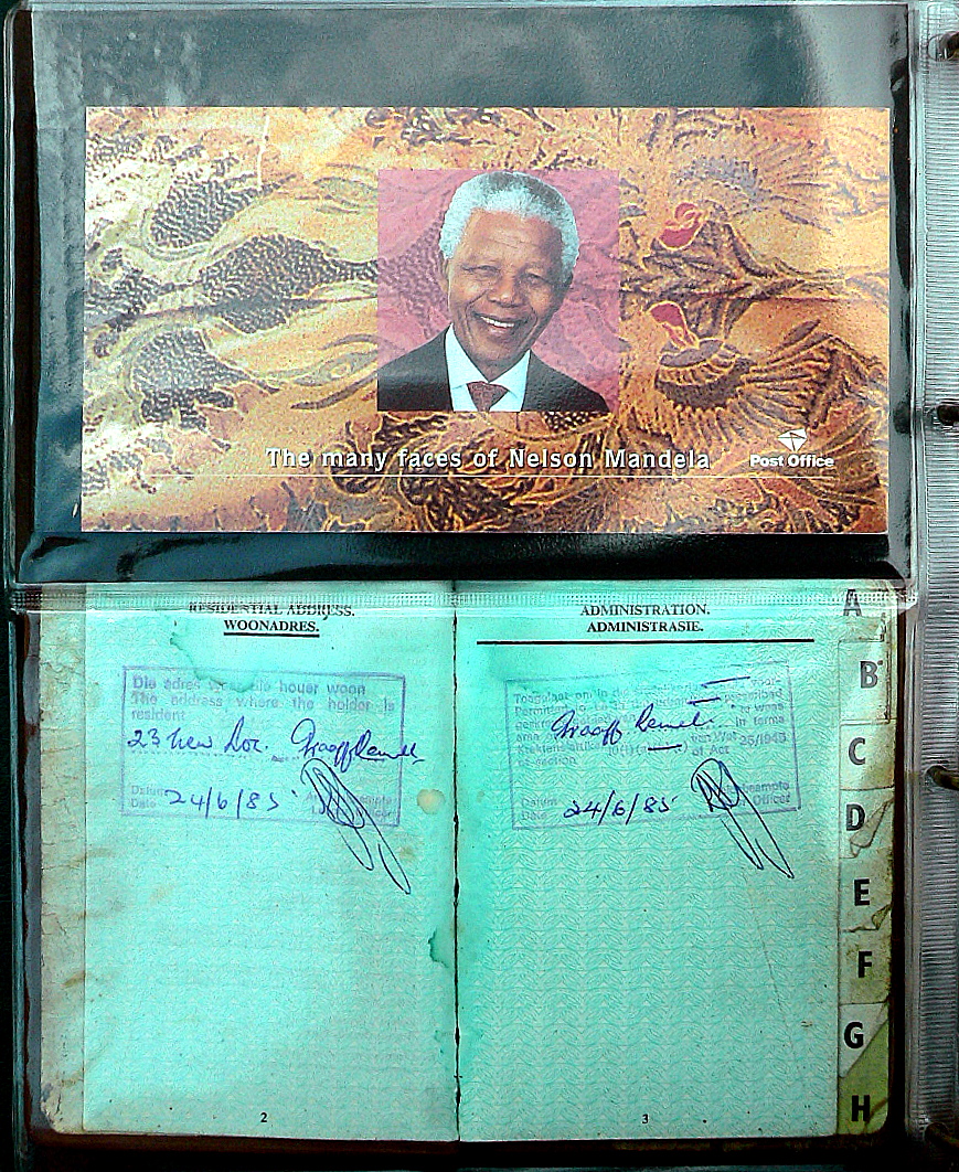 'the Many Faces Of Nelson Mandela' (souvenir Stamp Booklet) & 'the ...