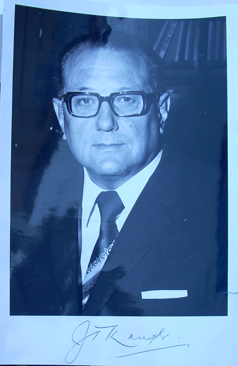 Jimmy Kruger (signed) - Auction #38 | AntiquarianAuctions.com