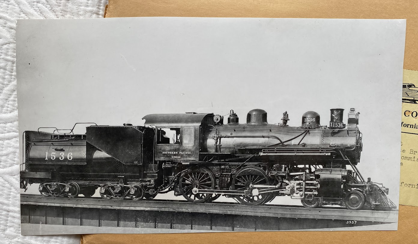 Railroad Photographs: Vintage Images Of Southern Pacific Steam Engines ...