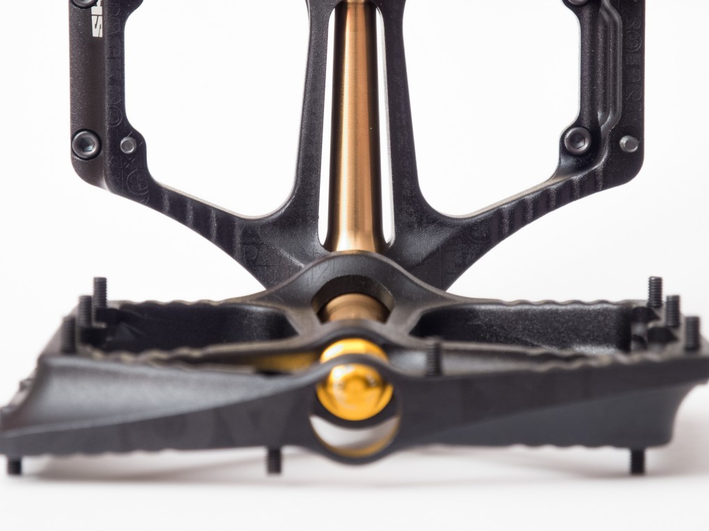 Sixpack Skywalker Titan Pedale im Test - Dirt Magazi...