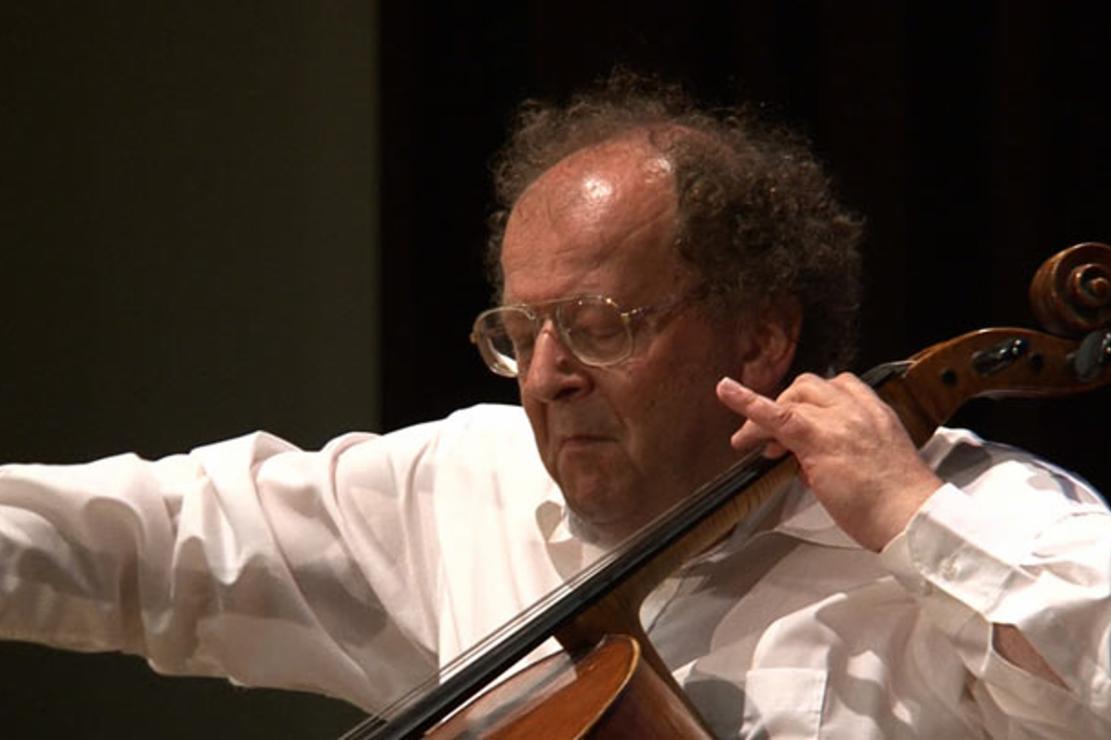 CAMBODIA: THE CELLO-PLAYING DOCTOR - 13-08-2012