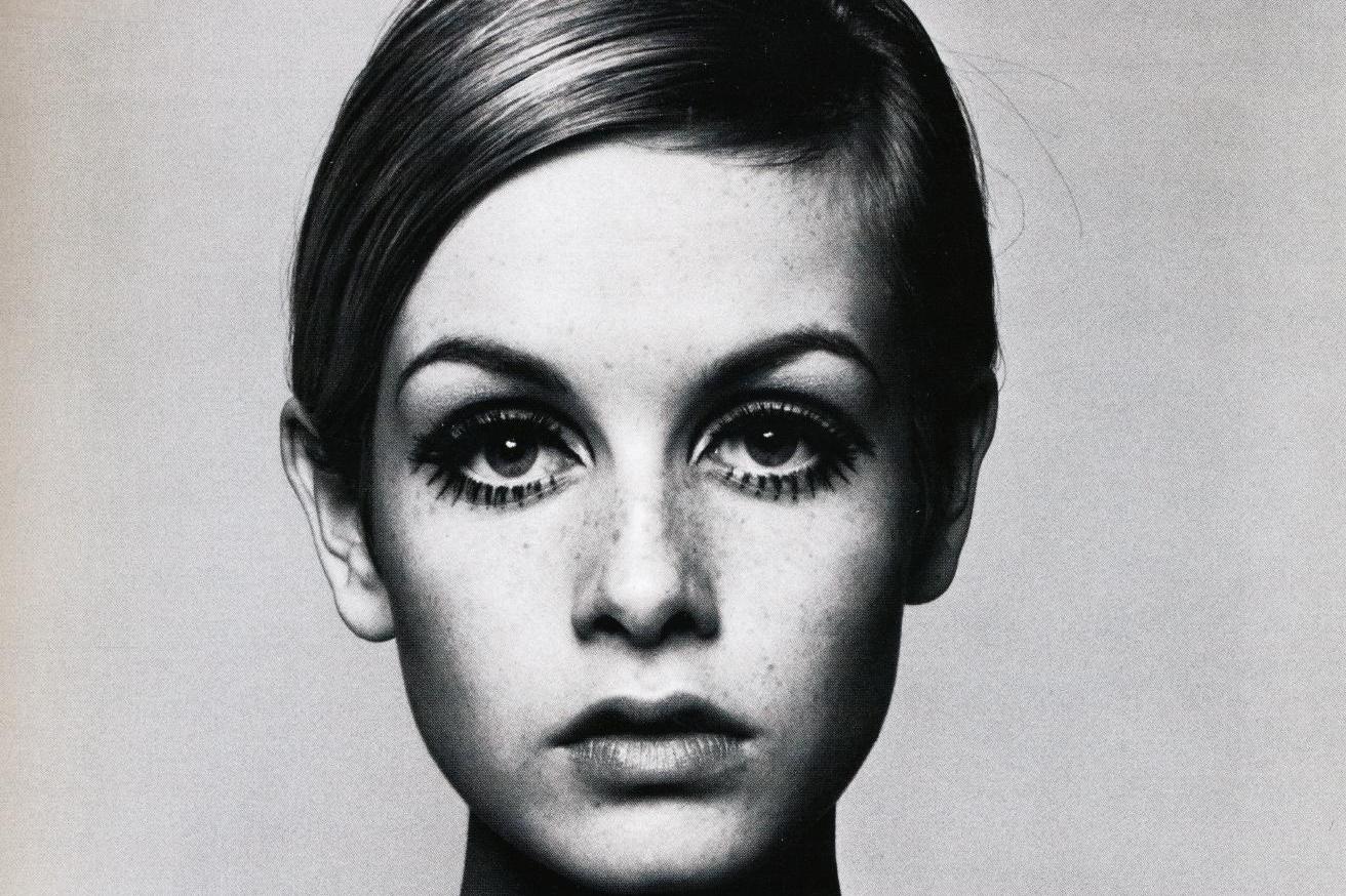 TWIGGY THE FACE OF THE 60s TWIGGY THE FACE OF THE 60s