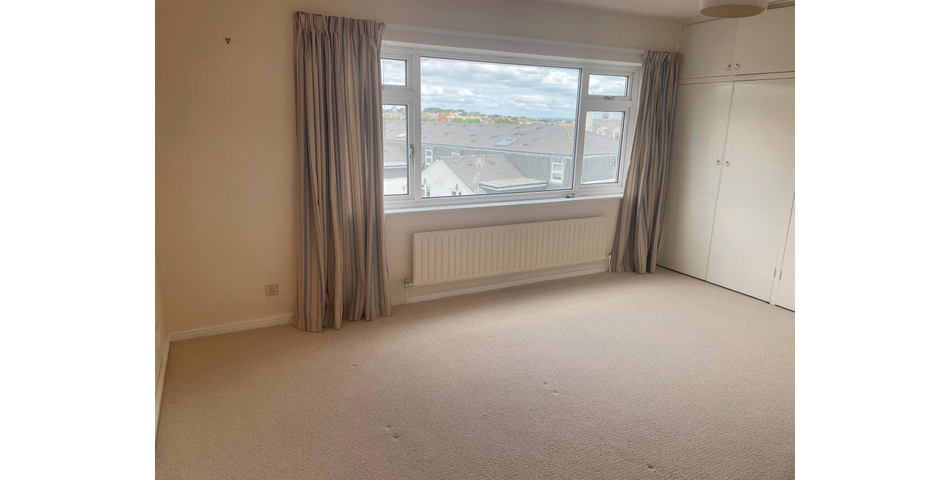 Bamboo Auctions Property - Lot 156 - Two-bedroom Flat With Sea Views ...