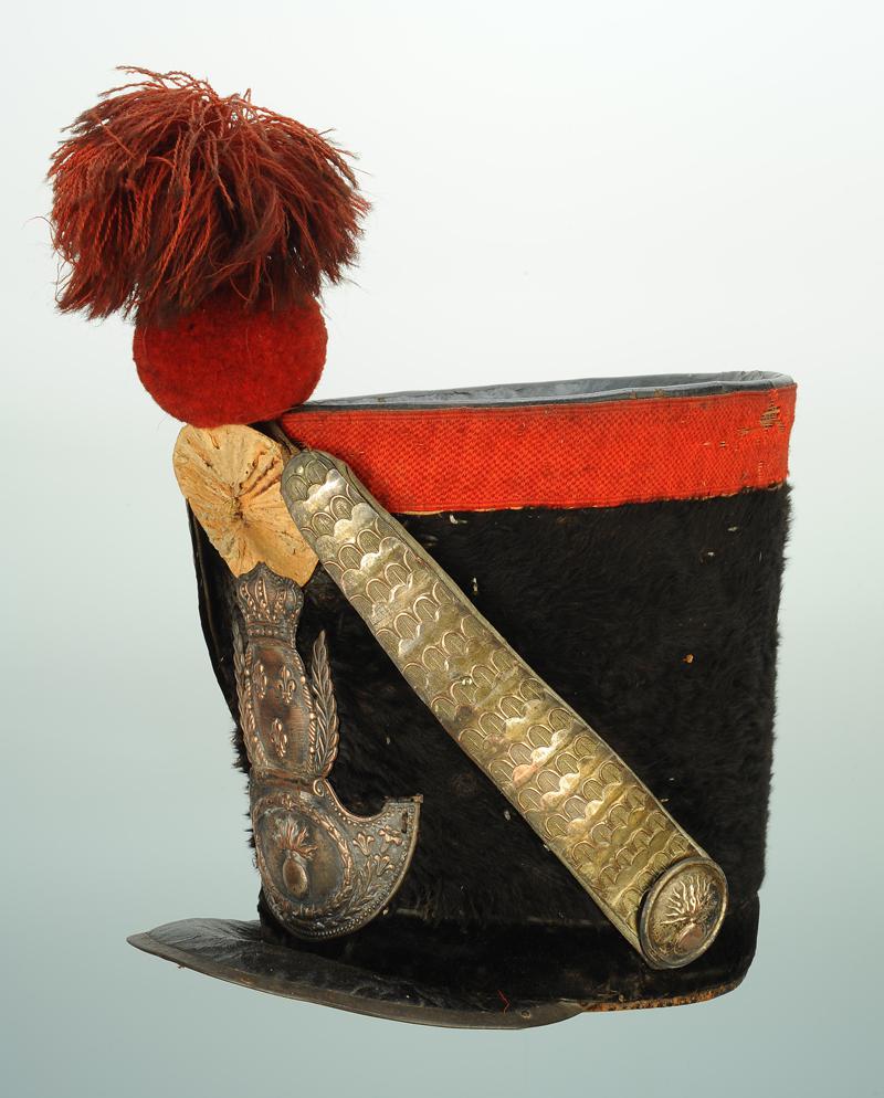 SHAKO DE GRENADIER DE LA GARDE NATIONALE, TYPE 1815, RESTAURATION.
