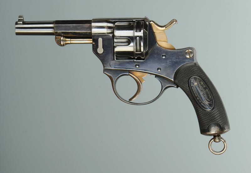 REVOLVER MODÈLE 1874 POUR OFFICIER - PRIX OFFERT PAR LE MINISTÈRE DE LA ...