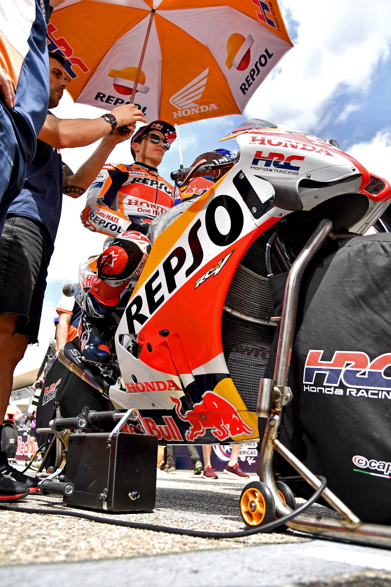 MotoGP engine types - Box Repsol