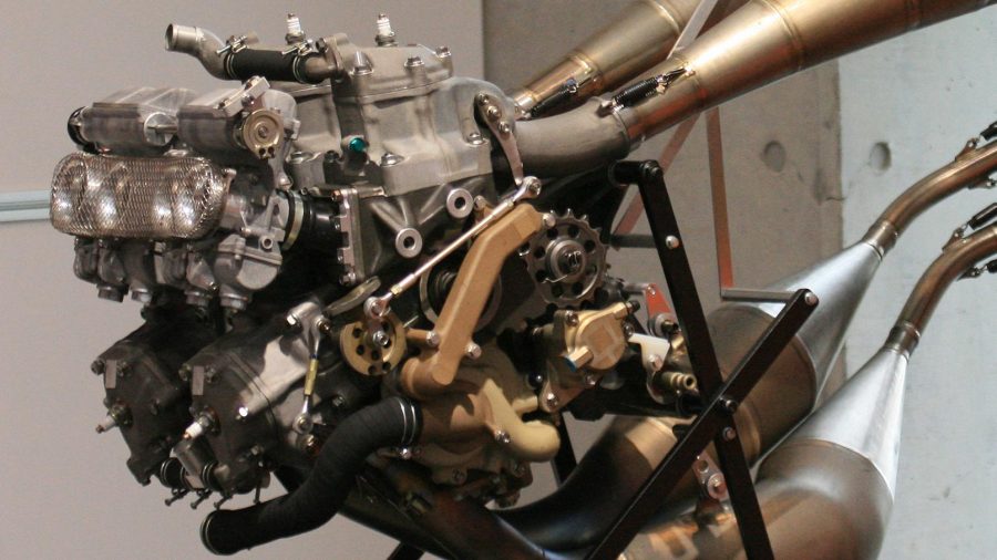 NSR500 and RC213V: Champions of Champions - Box Repsol