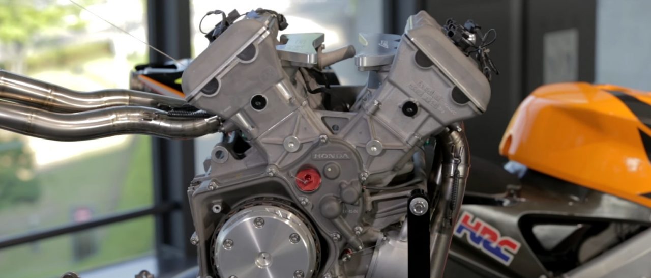 The Honda RC211V The dawn of a new era - Box Repsol