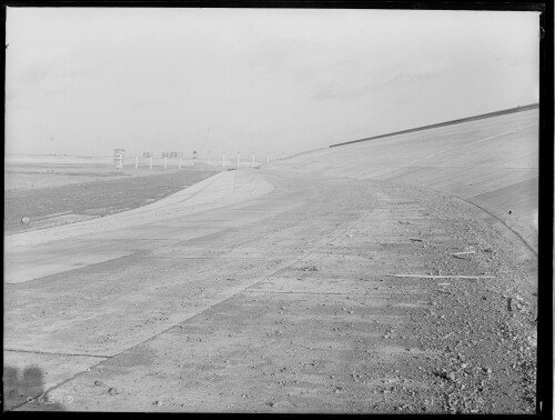 Datchet Reservoir, site photos across reservoir site and banks - Thames ...
