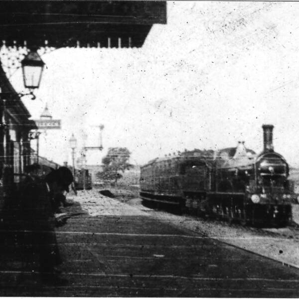1880 Dunstable North Railway Station in Upper Houghton Regis - Houghton ...
