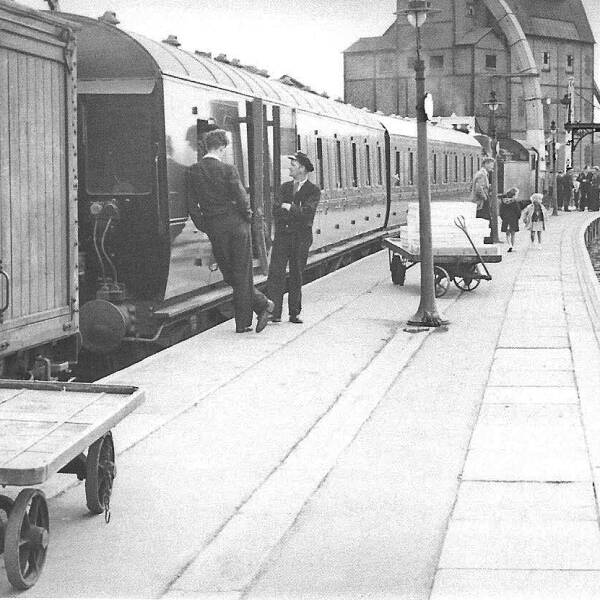1962 Last Day of Dunstable North, LNWR, Railway Station, Fromerly in ...