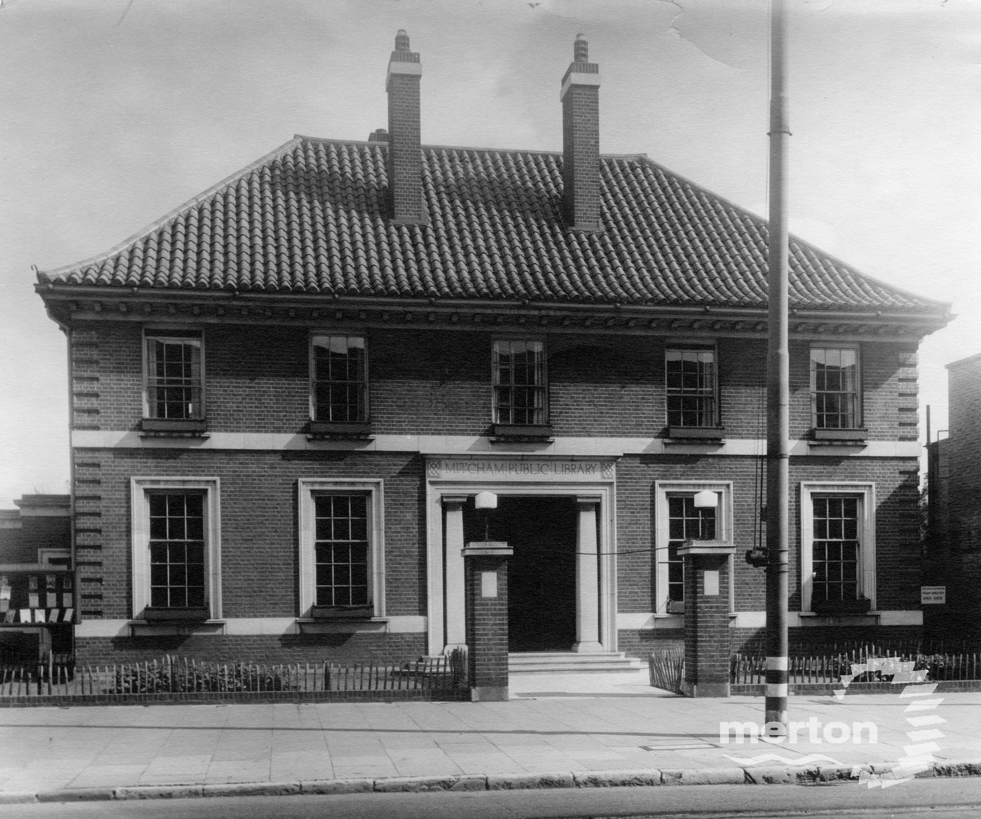 Mitcham Library, London Road, Mitcham - Merton Memories Photographic ...