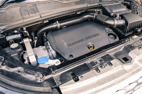 Range Rover Evoque SD4 Review - The Engine To Buy? | carwow