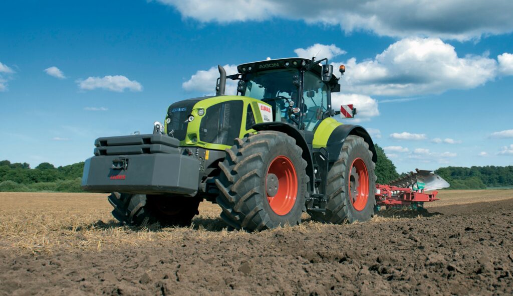 New 445hp tractor from machinery giant Claas - Agriland.co.uk