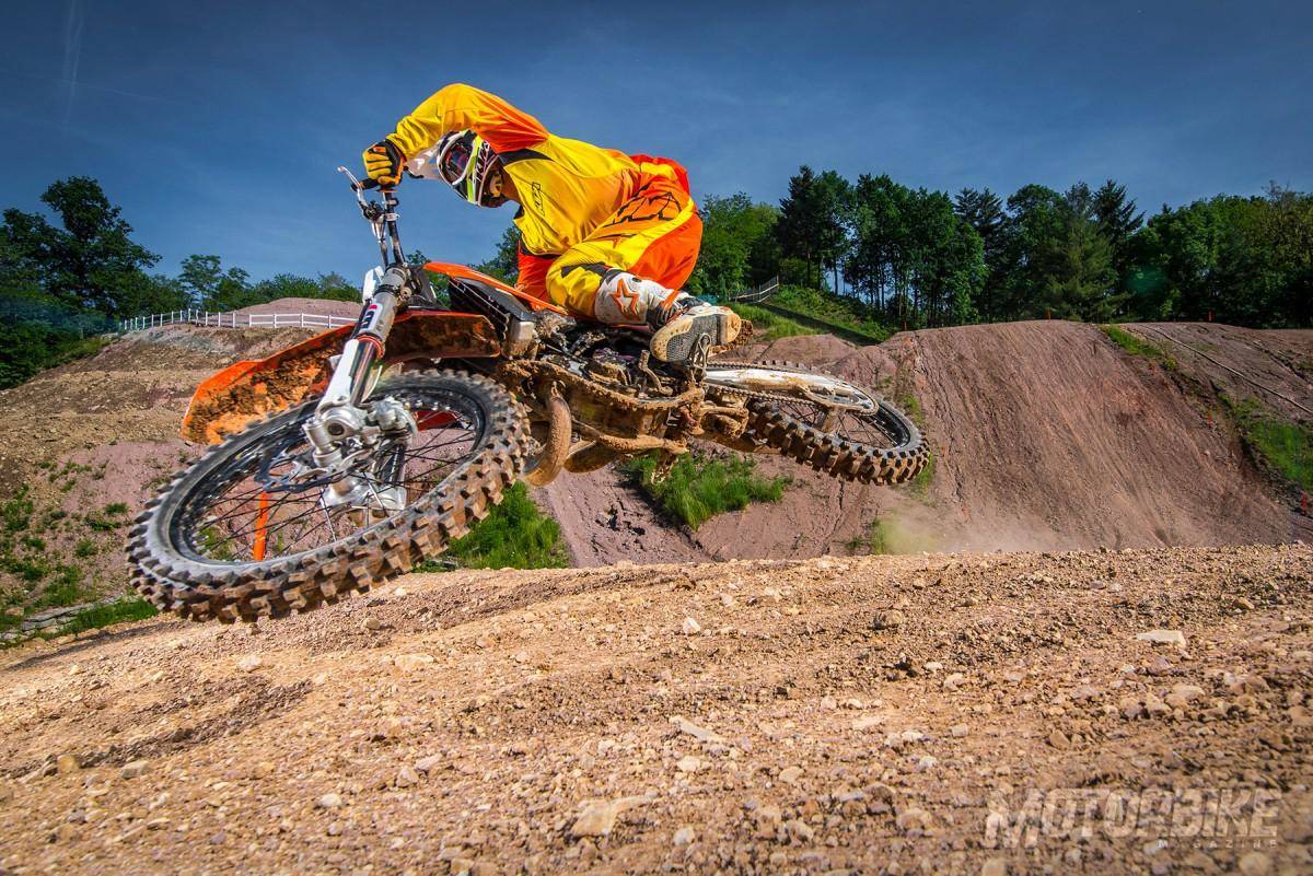 ¿Sabes lo que es hacer un Bubba Scrub? - Motorbike Magazine