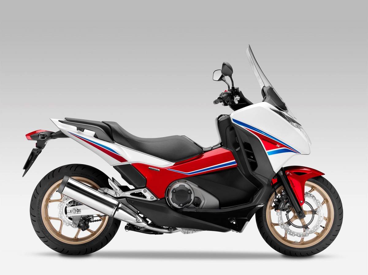 Honda Integra - Precio, fotos, ficha técnica y motos rivales