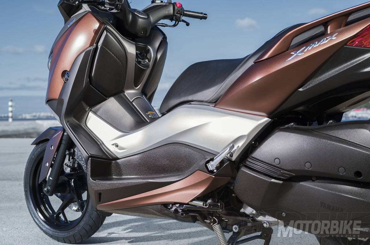 Yamaha X-Max 300 2017 - Precio, fotos, ficha técnica y motos rivales