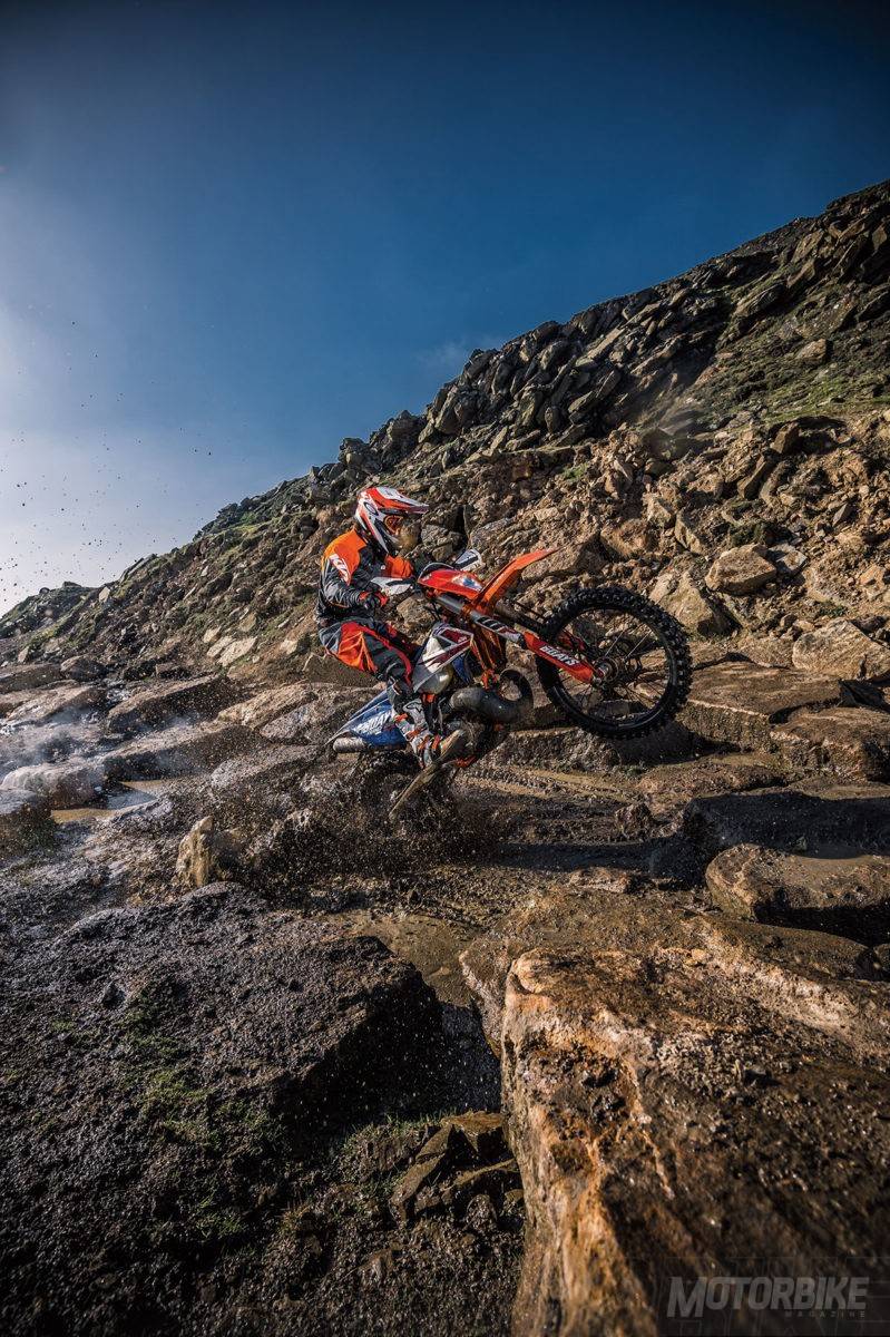 KTM 300 EXC Six Days TPI 2018 - Precio, fotos, ficha técnica y motos ...
