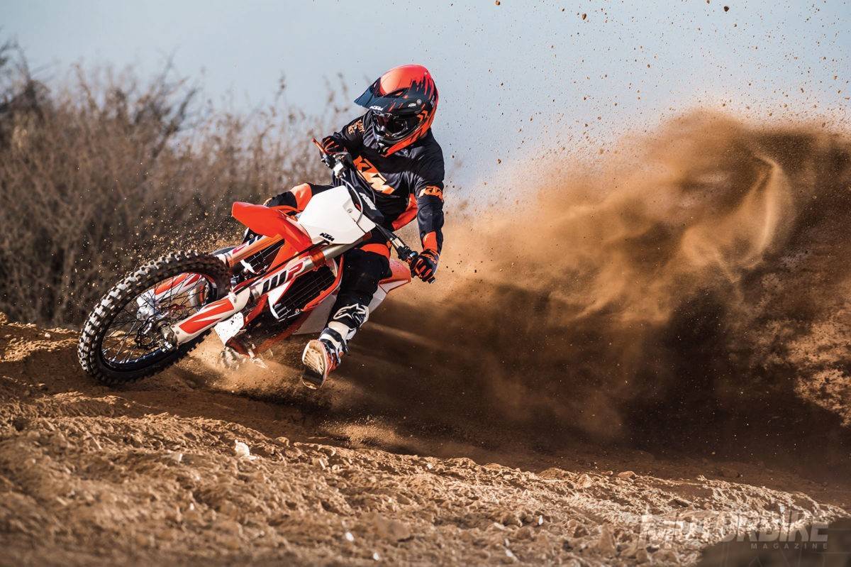 KTM 125 SX 2018 - Precio, fotos, ficha técnica y motos rivales