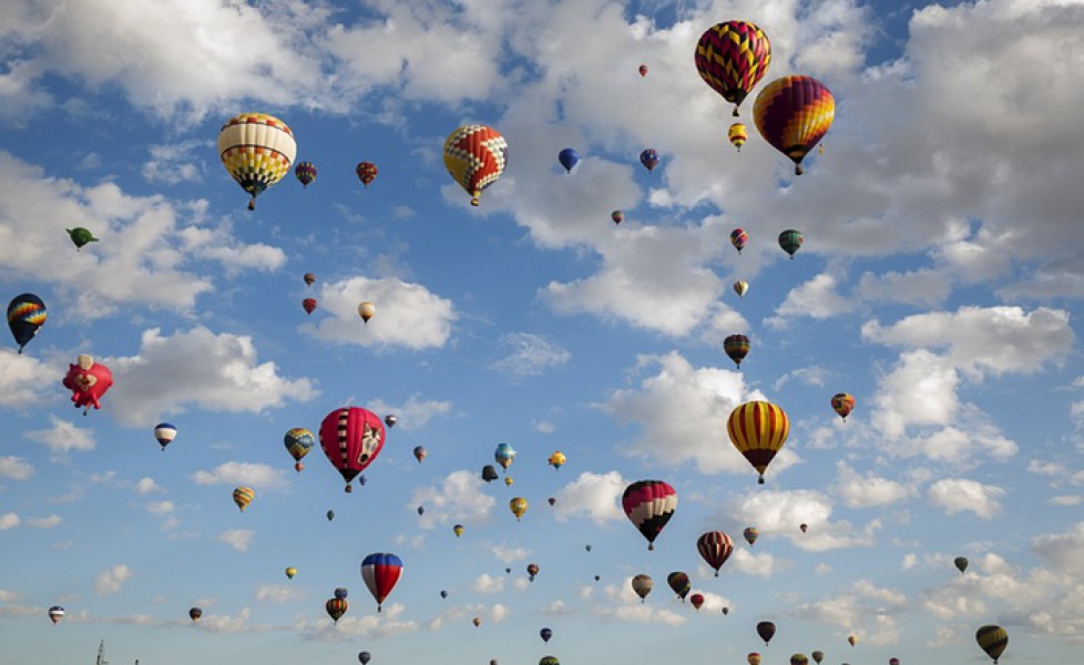 Le foto del più grande festival di mongolfiere al mondo | TPI