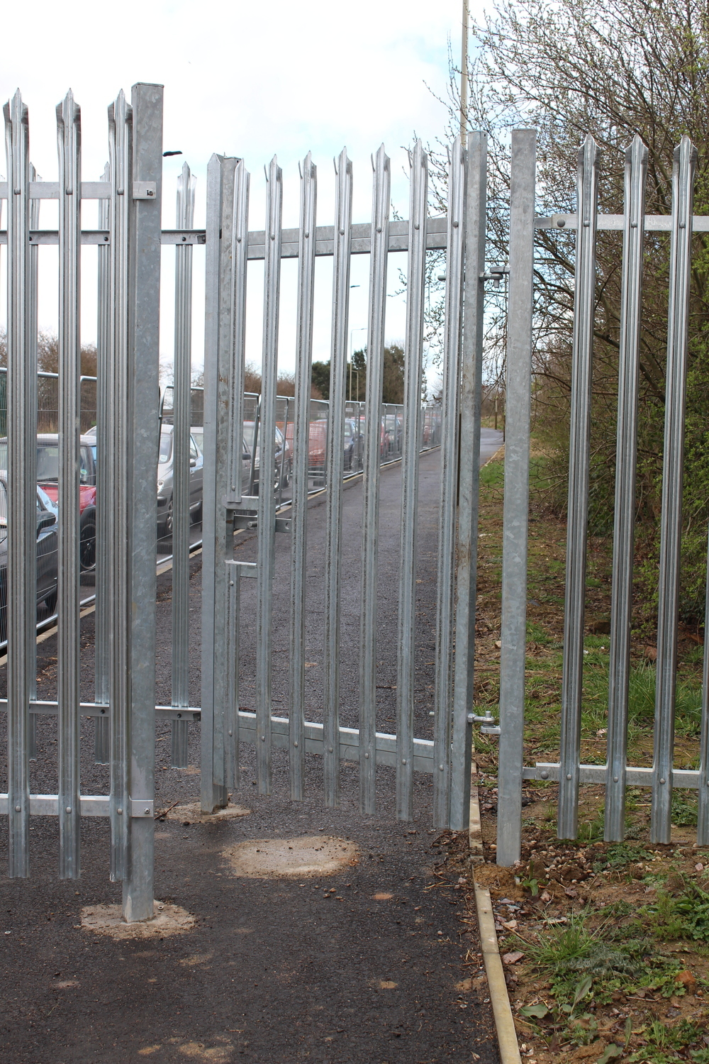 1800mm high Single Palisade gates | Fencing Direct | Steel Railing ...