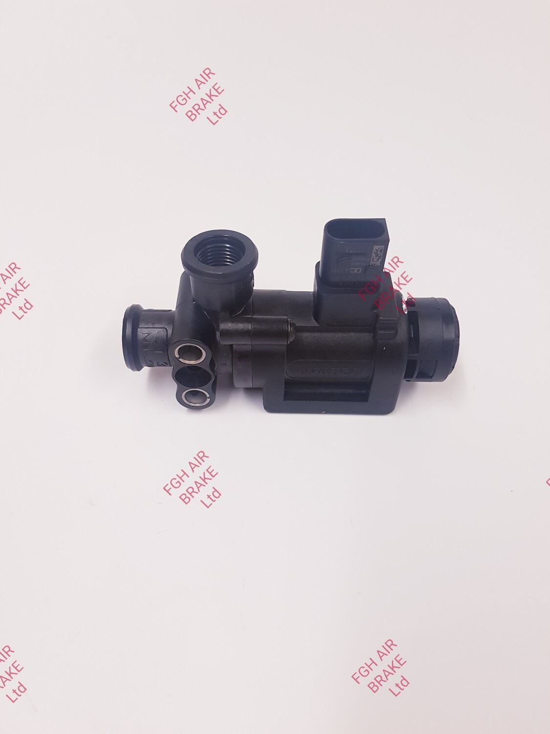 4721729010 3/2 Solenoid valve. A0009975212. 0009975212 | FGH Air Brake