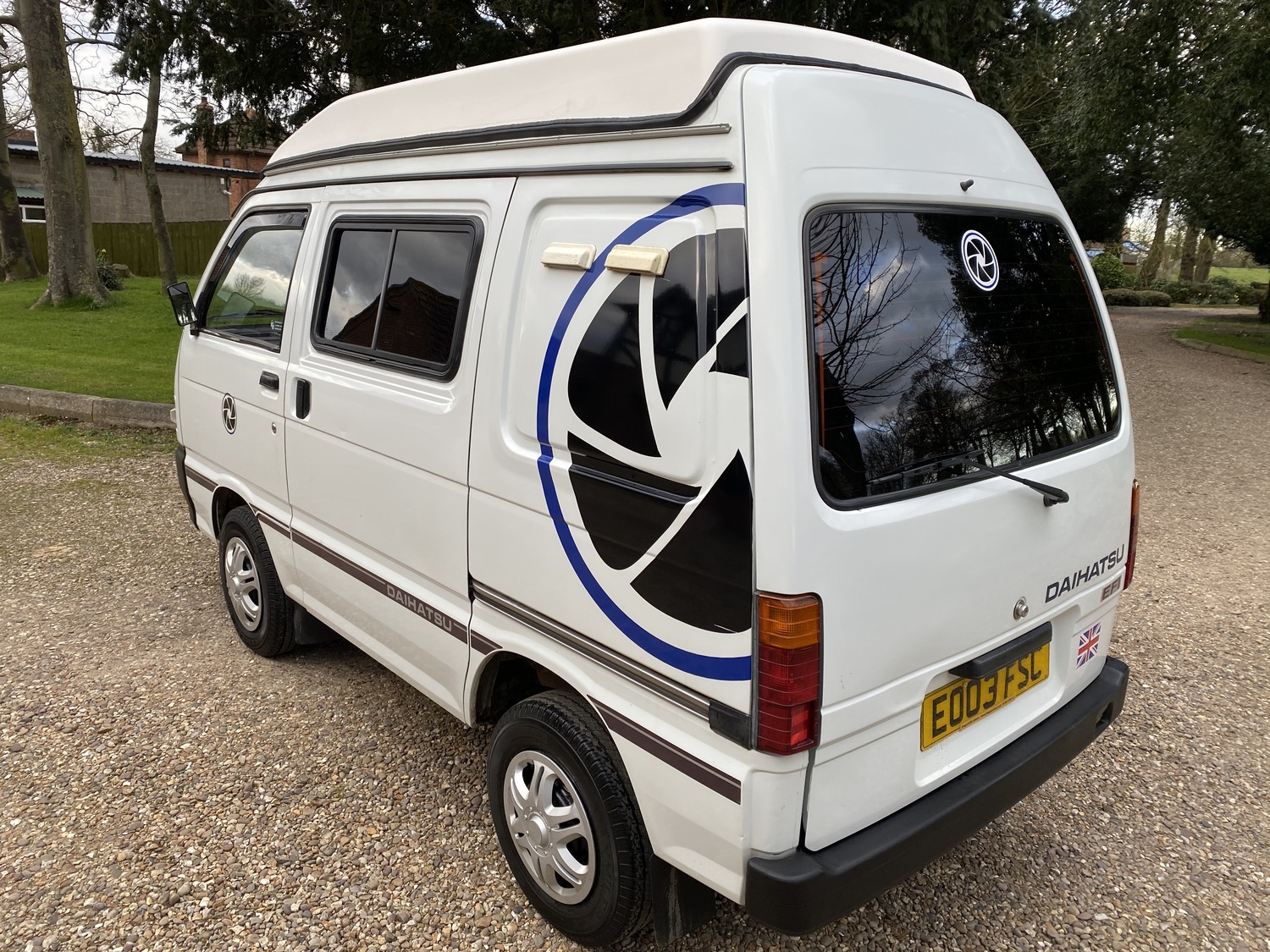 JC Leisure Micro Camper Van 2 Berth 2003 Daihatsu HiJet 1.3 16V EFi ...