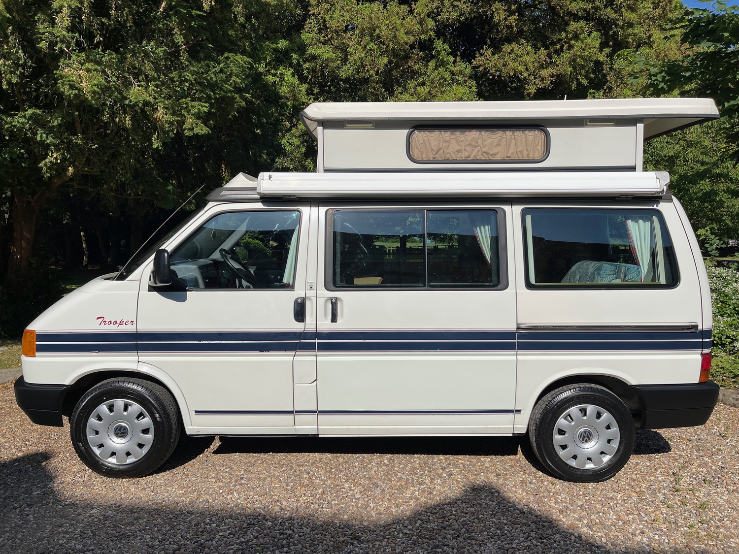 Autosleeper Trooper VW Transporter T4 Camper Van 4 Berth 1995 Petrol 2. ...
