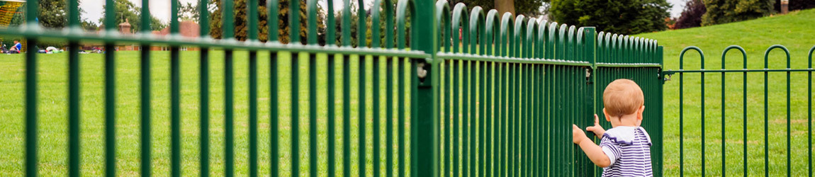 Pedestrian Guardrail with Visibilty gap | Fencing Direct | Steel ...