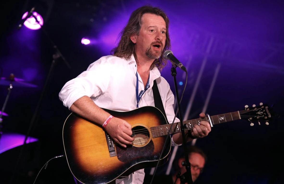 Kobe Sercu - 2de album (CD-LP): "NIE VAN MIE" - Ulule