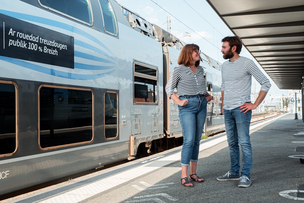 Livre "Voyager en train en France" - Ulule