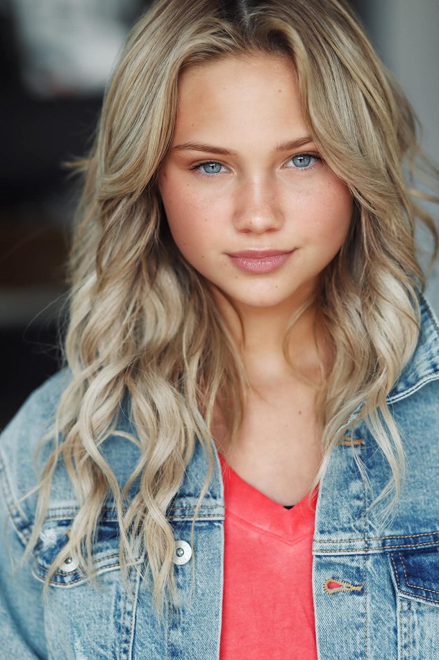 Zoe Zogleman by The Campbell Agency