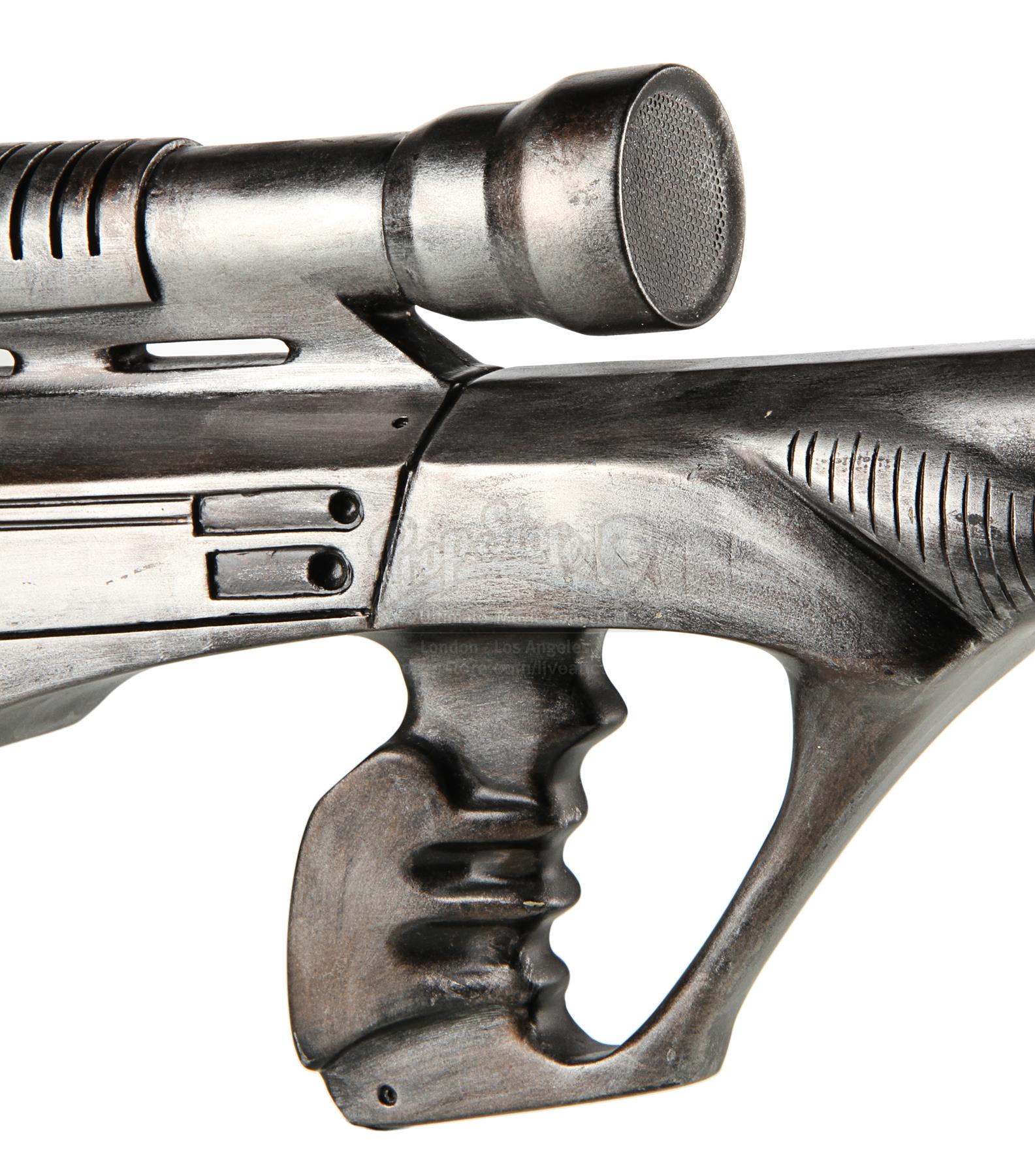 FARSCAPE (TV 1999-2003) - Peacekeeper Pulse Rifle - Current price: £1500
