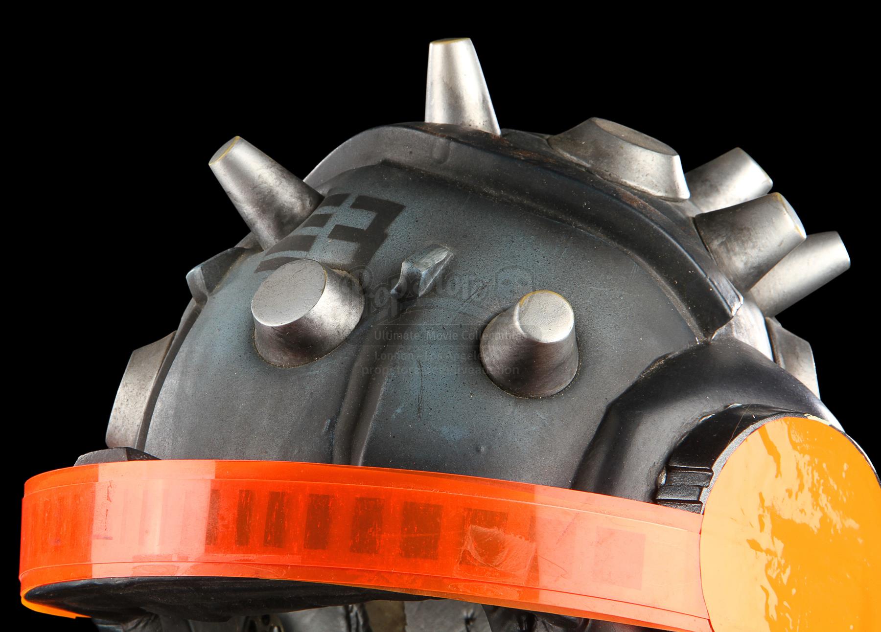 THE FIFTH ELEMENT (1997) - Fhloston Paradise Medic Helmet - Current ...