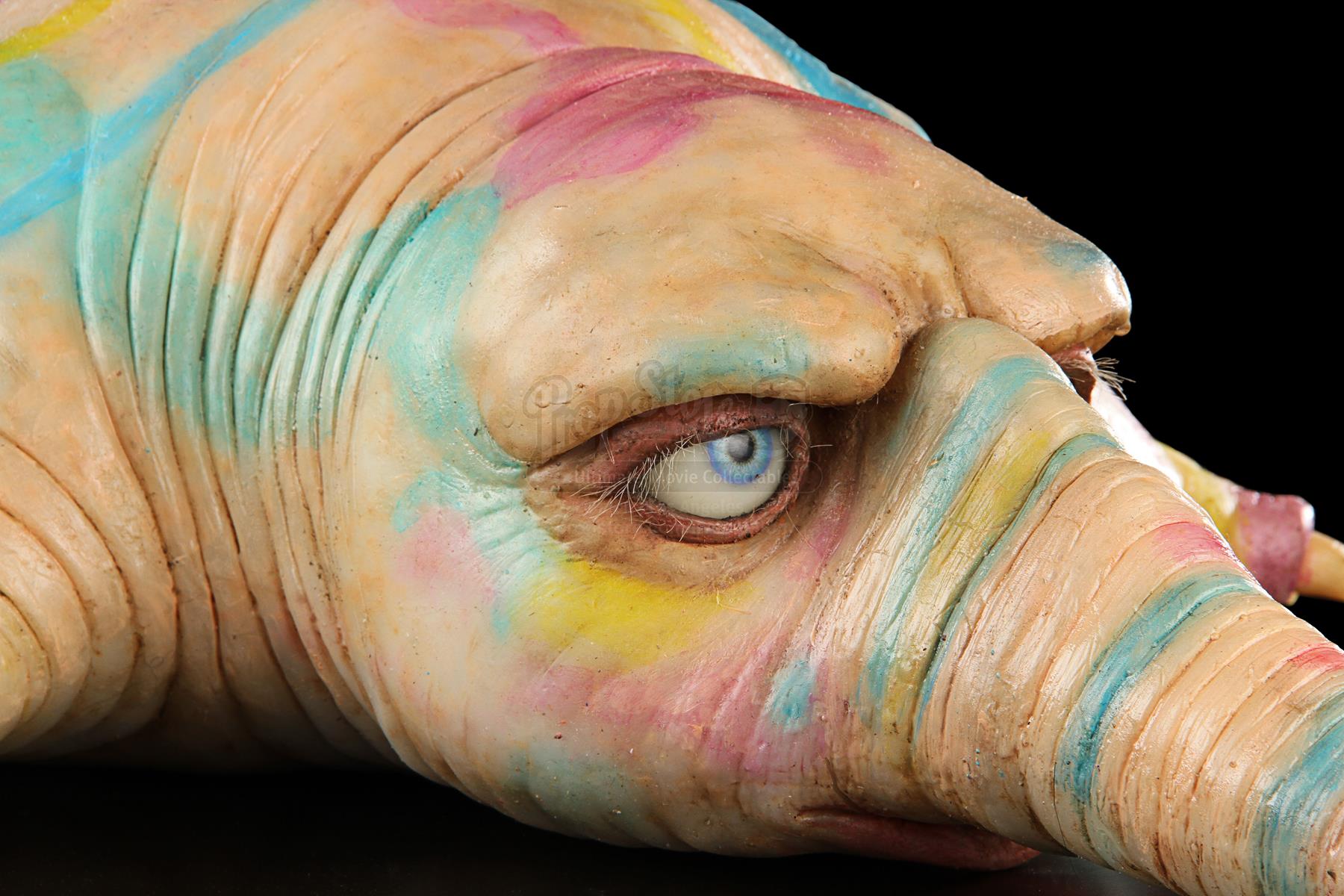 THE FIFTH ELEMENT (1997) - Zorg's (Gary Oldman) Animatronic Picasso ...