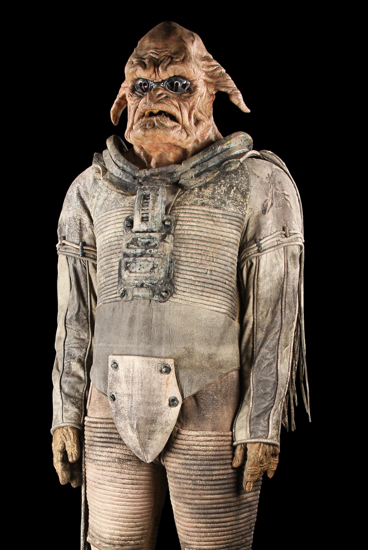 THE FIFTH ELEMENT (1997) - Complete Mangalore Costume - Current price ...