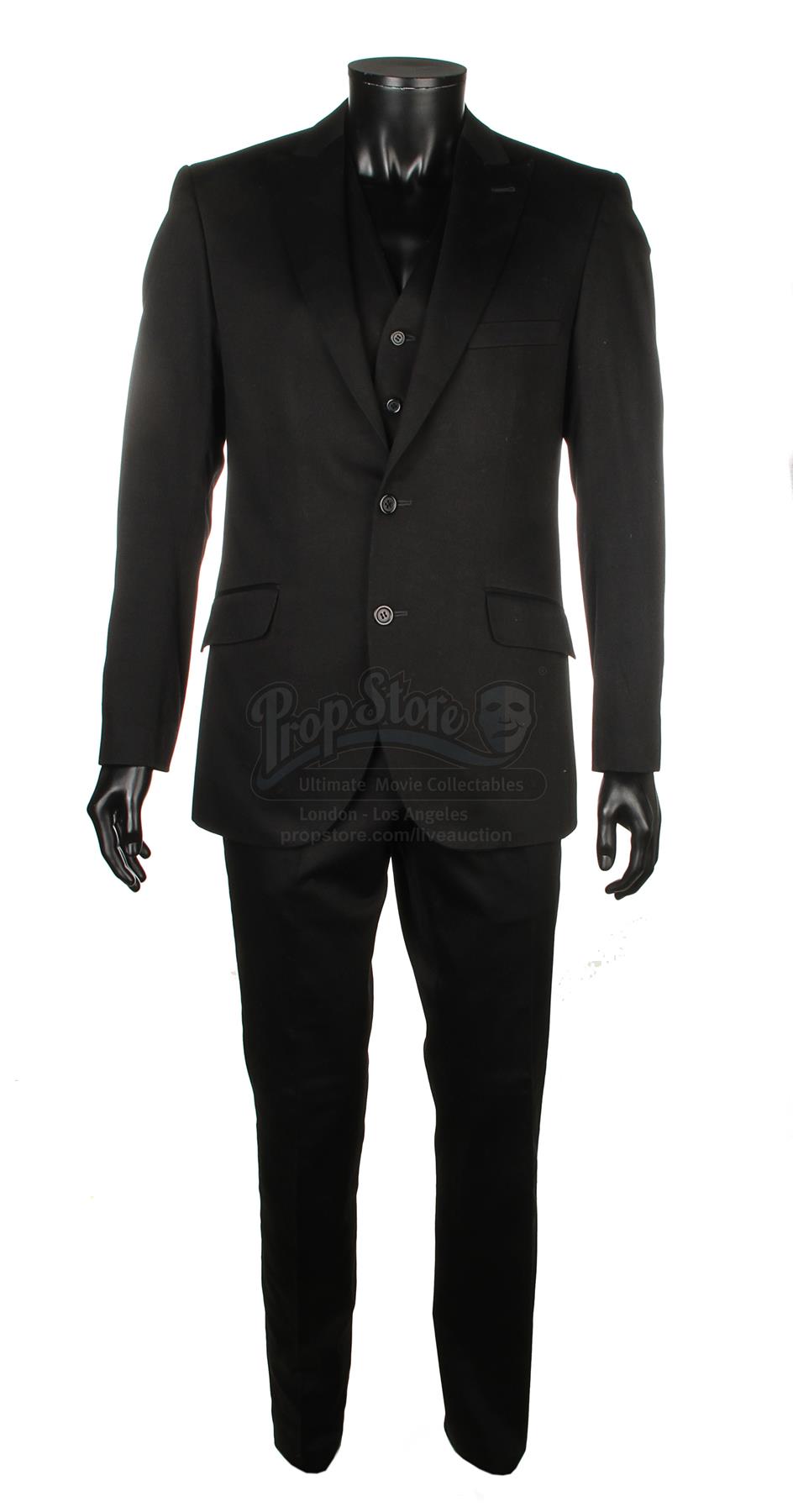 HITMAN: AGENT 47 (2015) - Agent 47's (Rupert Friend) Three Piece Suit ...