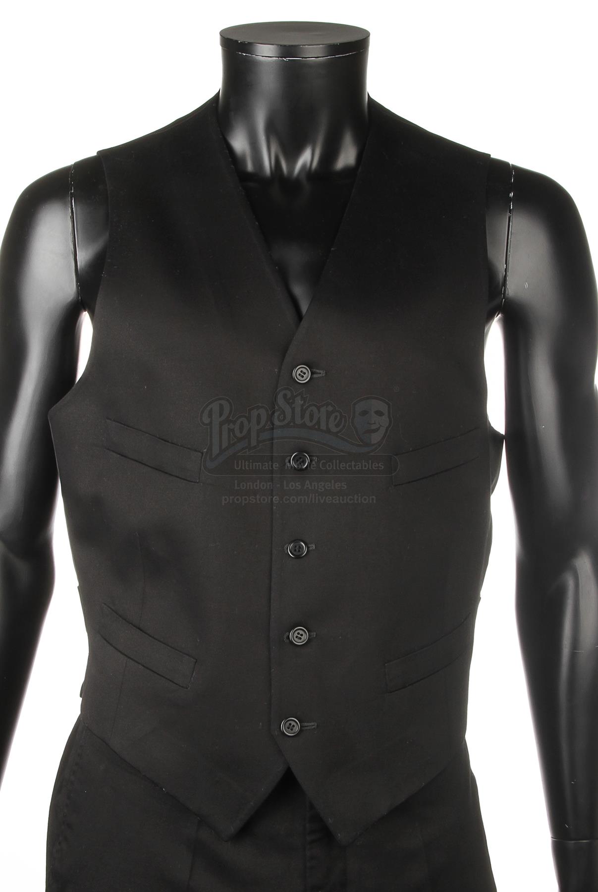 HITMAN: AGENT 47 (2015) - Agent 47's (Rupert Friend) Three Piece Suit ...