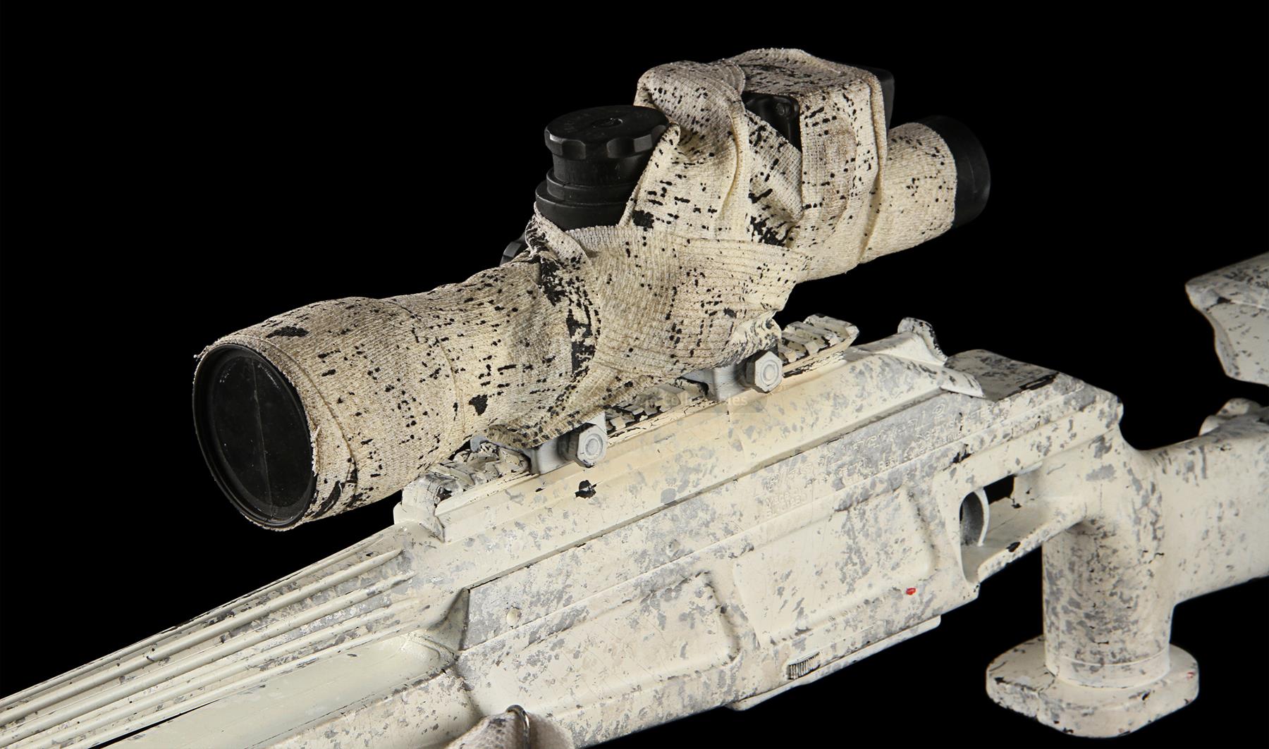 INCEPTION (2010) - Cobb's (Leonardo DiCaprio) Stunt Sniper Rifle ...