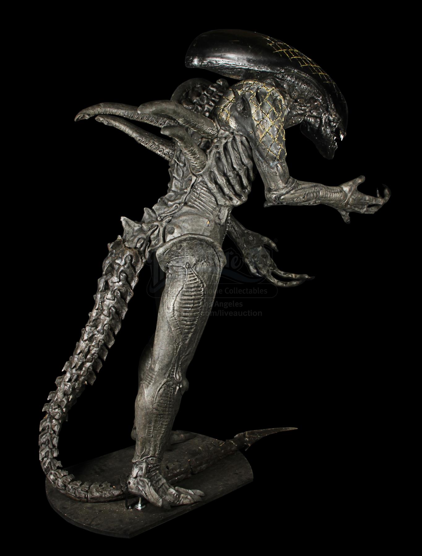ALIEN VS. PREDATOR (2004) - Grid Alien (Tom Woodruff Jr.) Creature ...