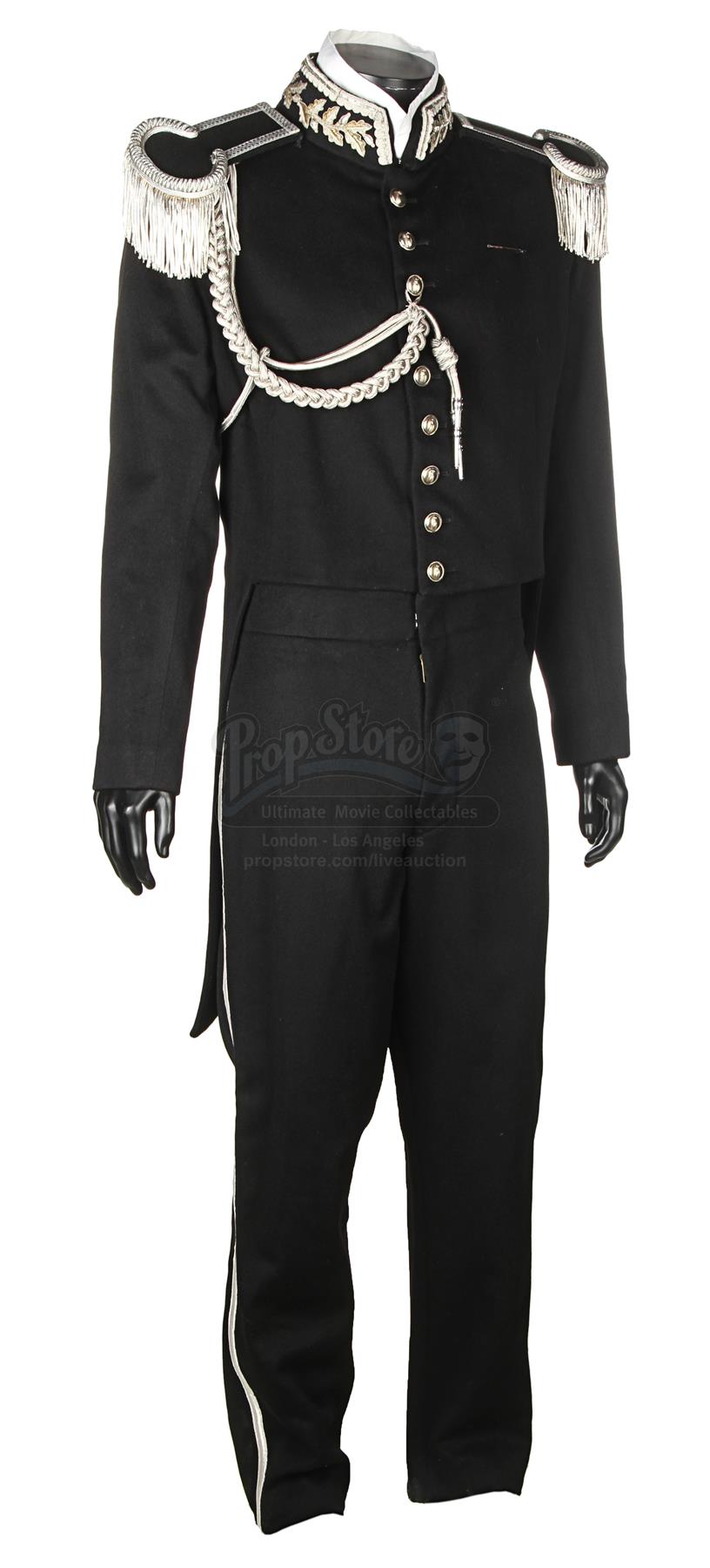 LES MISERABLES (2012) - Javert's (Russell Crowe) Finale Costume ...