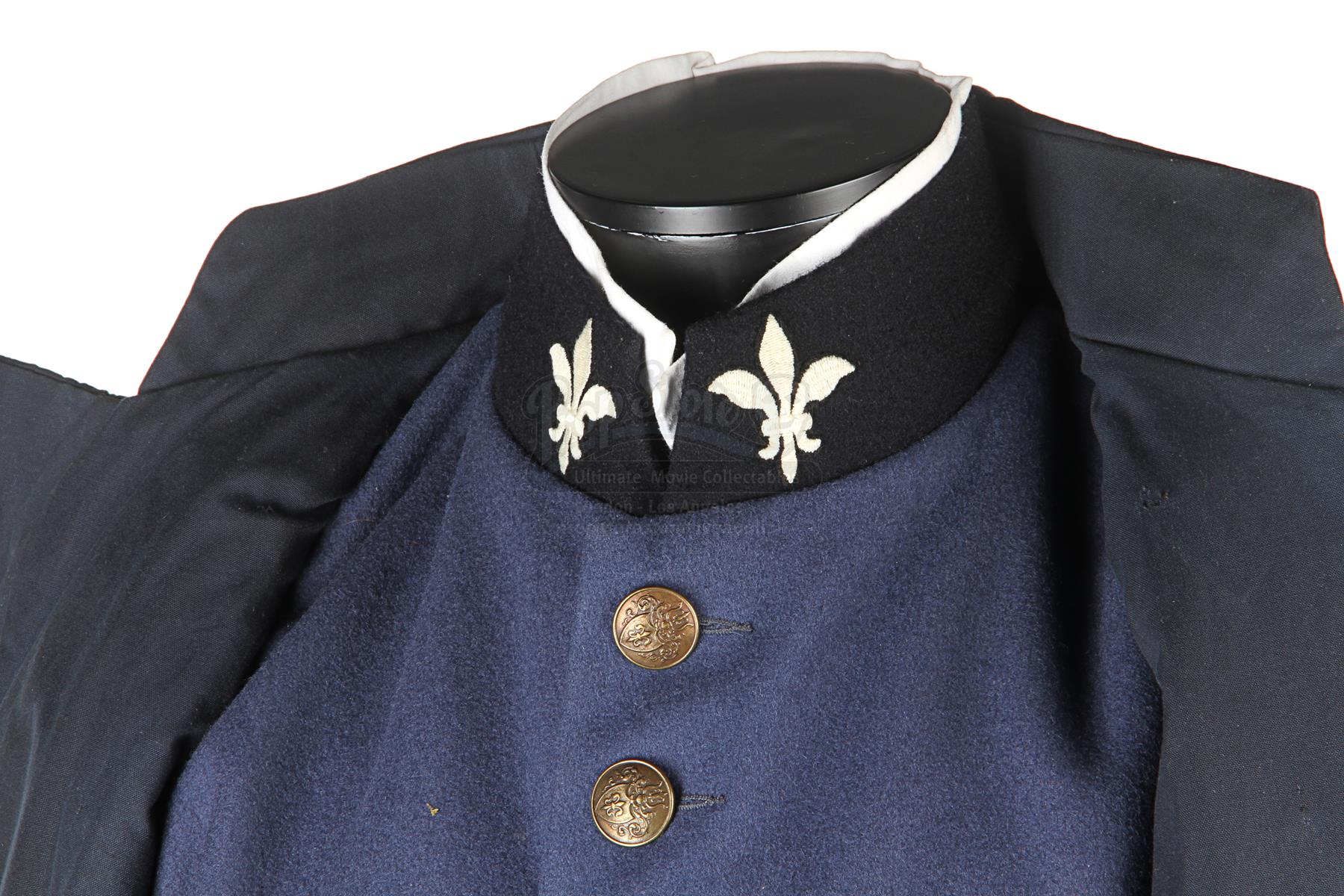 LES MISERABLES (2012) - Javert's (Russell Crowe) Hero Inspectors ...