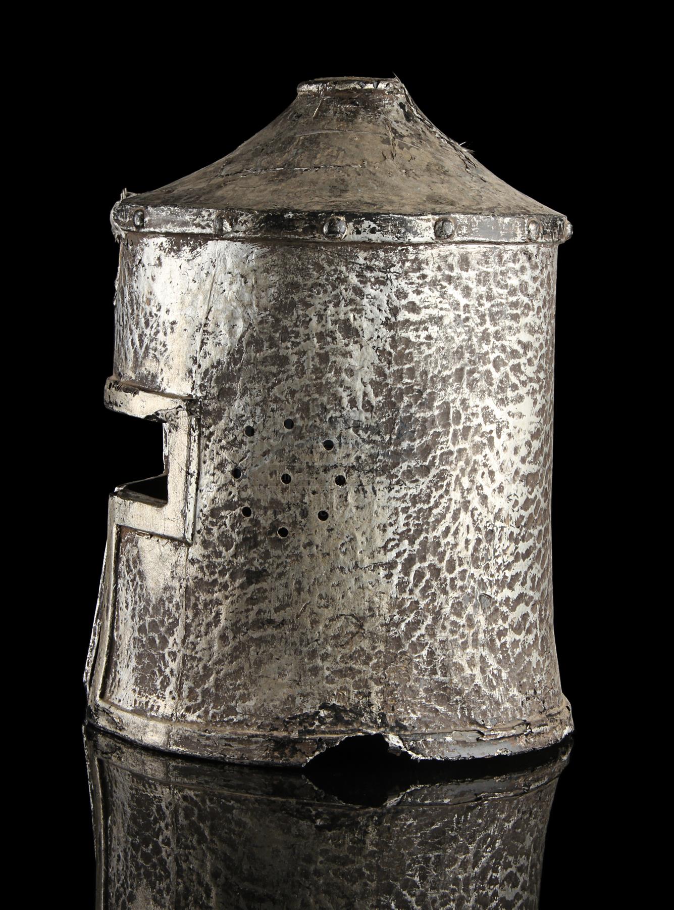 MONTY PYTHON AND THE HOLY GRAIL (1975) - Knights of the Round Table ...