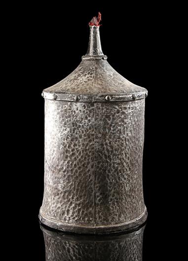 MONTY PYTHON AND THE HOLY GRAIL (1975) - Knights Of The Round Table ...