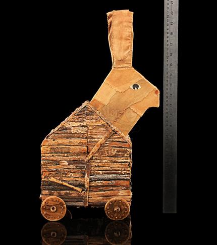 MONTY PYTHON AND THE HOLY GRAIL (1975) - Model Miniature Trojan Rabbit ...