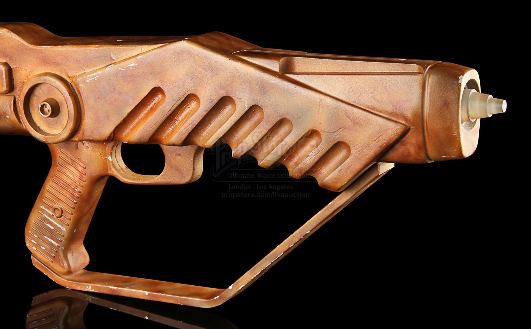 STAR TREK: ENTERPRISE (2001-2005) - Suliban Rifle - Current price: £700