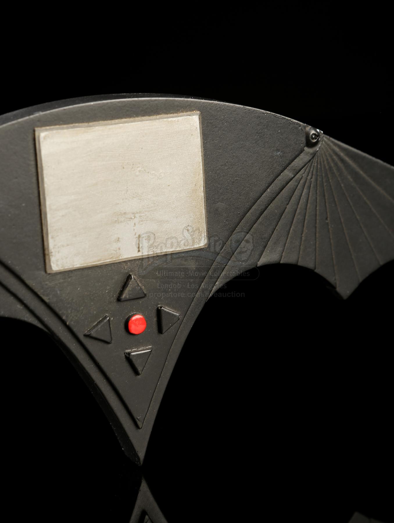 BATMAN RETURNS (1992) - Batman's (Michael Keaton) Static Remote ...